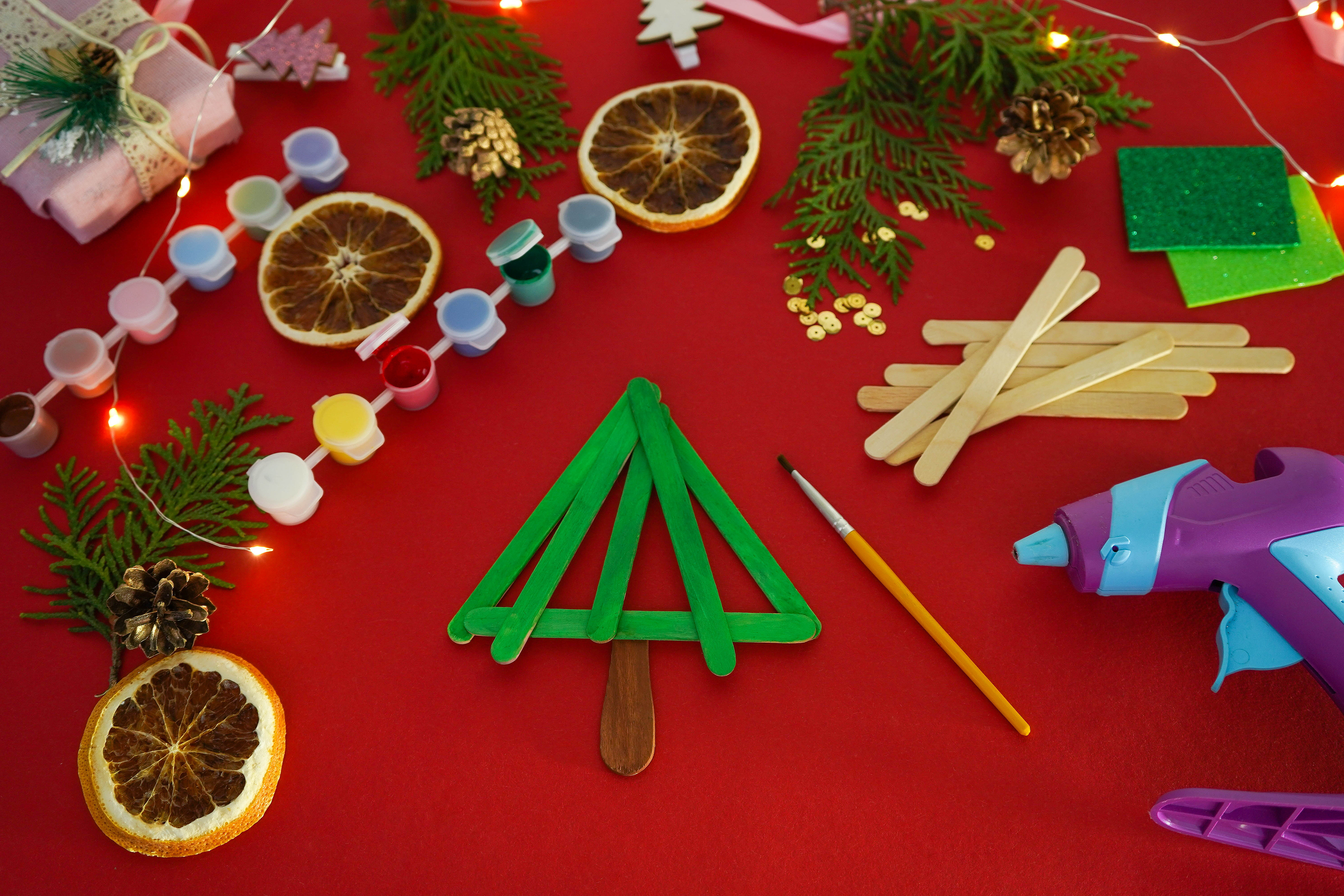 Light Up the Holidays: Stories and Crafts | Programming Librarian